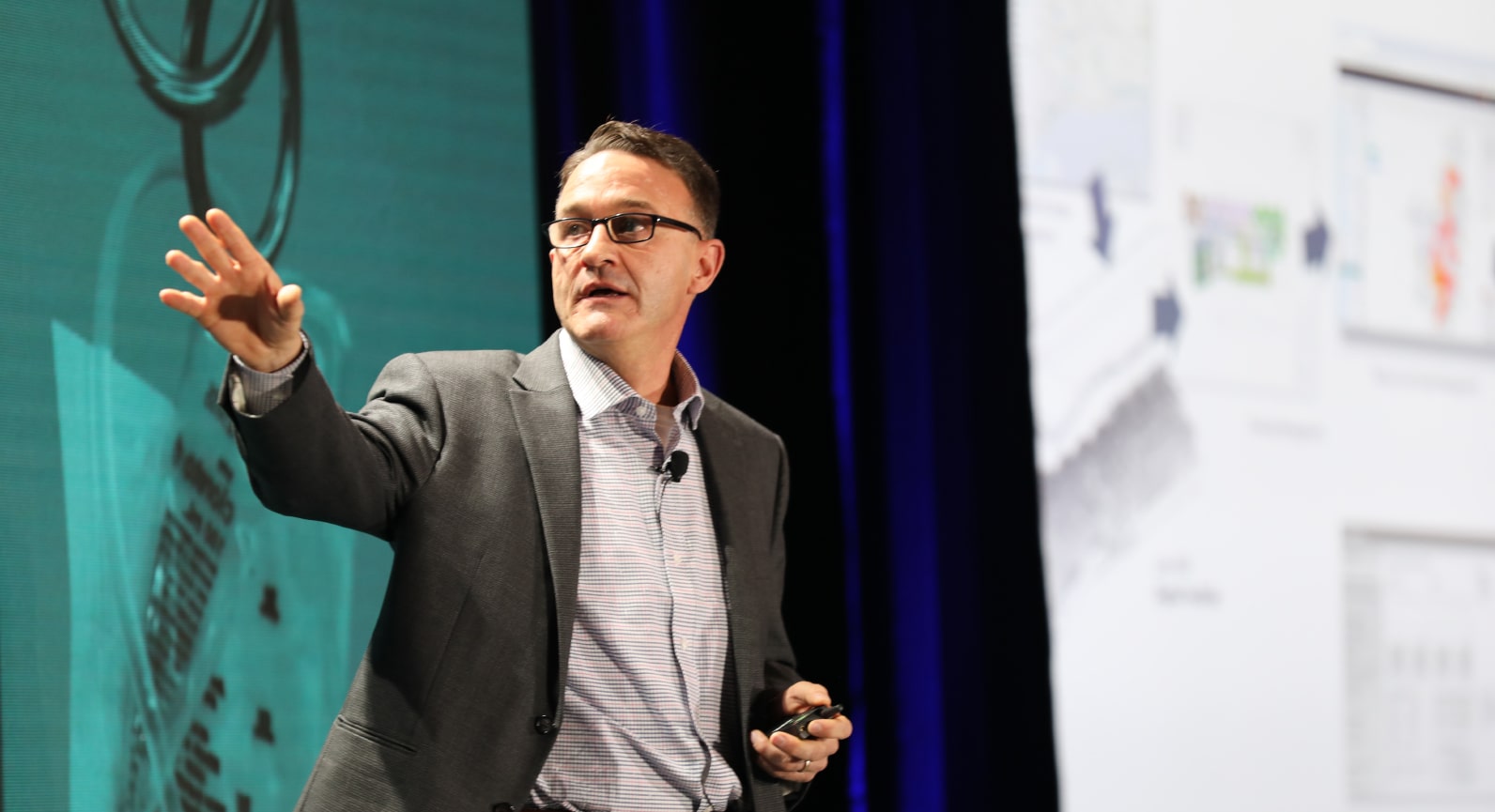 Matthias Ebinger's important attributes for a healthcare CMMS