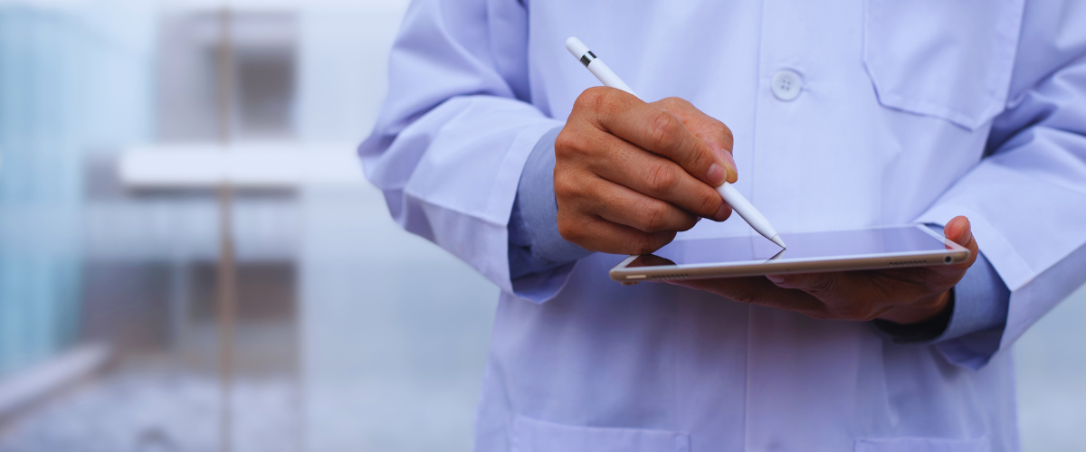Navigating Asset Management in Healthcare: CMMS vs. EAM